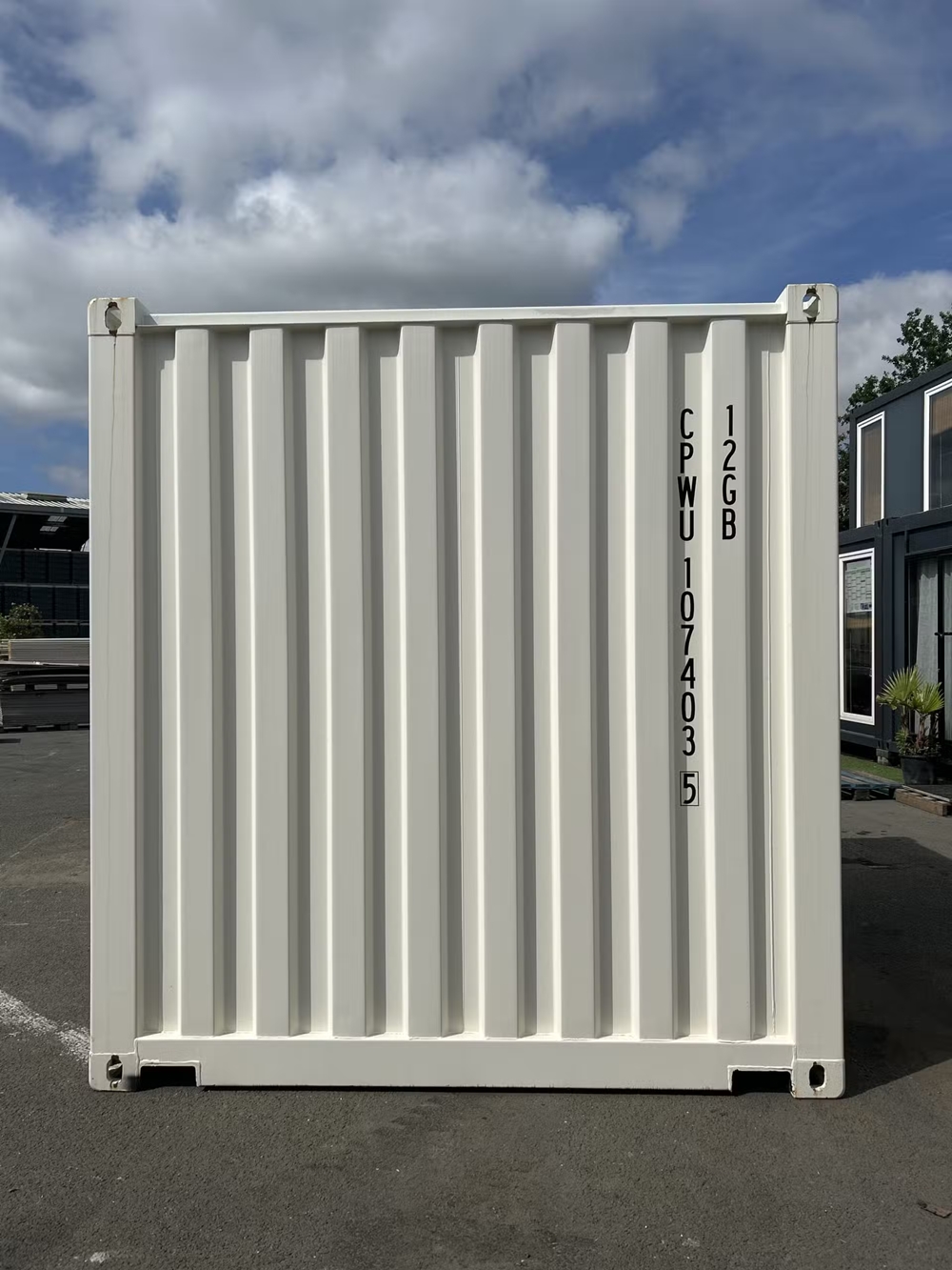 Container maritime 10 pieds – Blanc - HB Conteneurs Experts